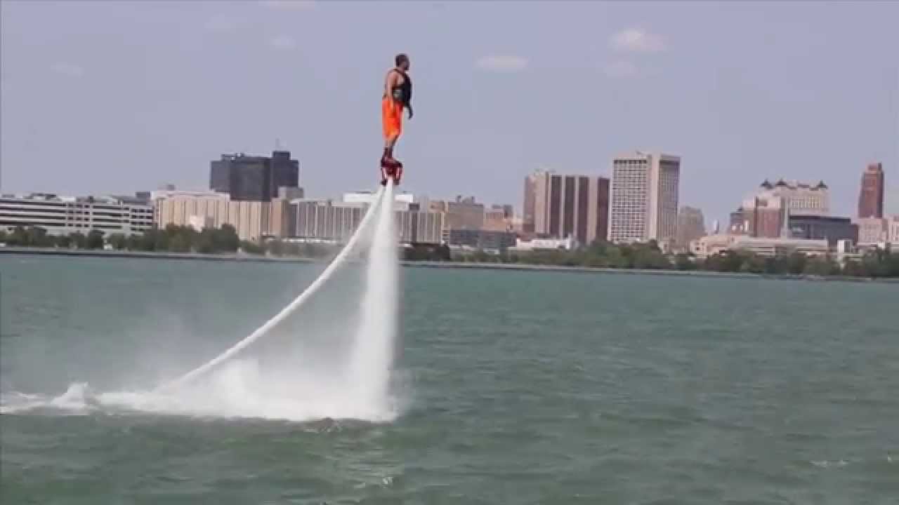 Things Seen On Windsor S West End Water Jet Boots Youtube