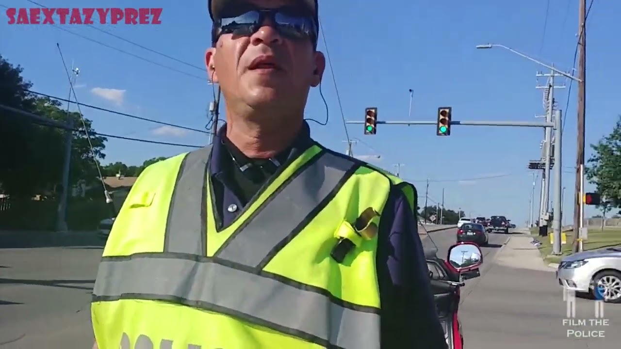 Motorcycle Cop Gets Owned Youtube