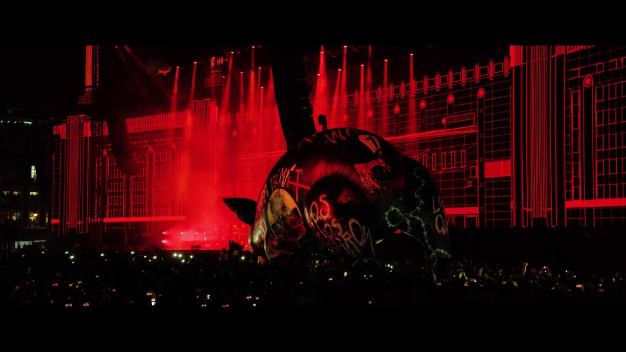 Roger Waters Pigs Three Different Ones Live Youtube