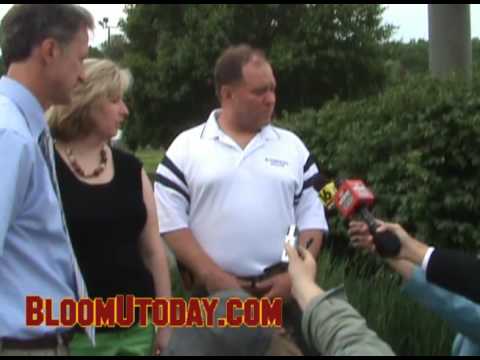 Two Dead After Applebee S Shooting In Bloomsburg Youtube