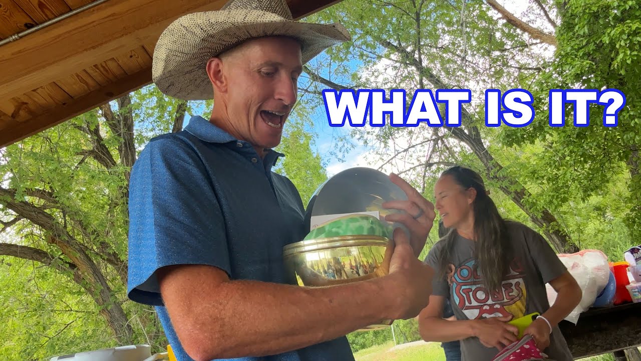 Surprise At The Easter Party Youtube