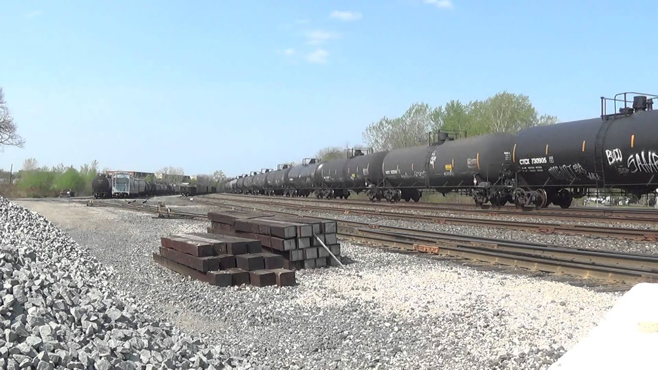 Csx 8739 Sd60i Trailing Eb Csx Manifest Youtube