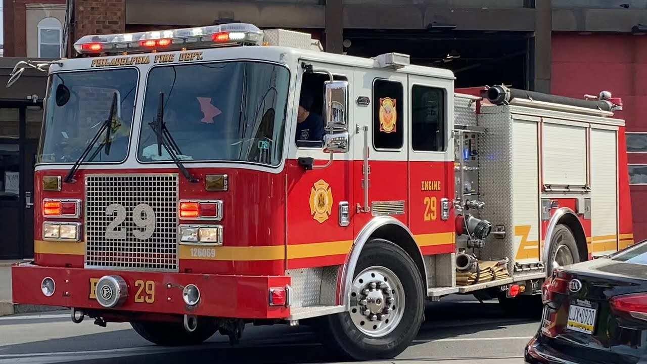 Philadelphia Fire Department Engine 29 Responding Youtube