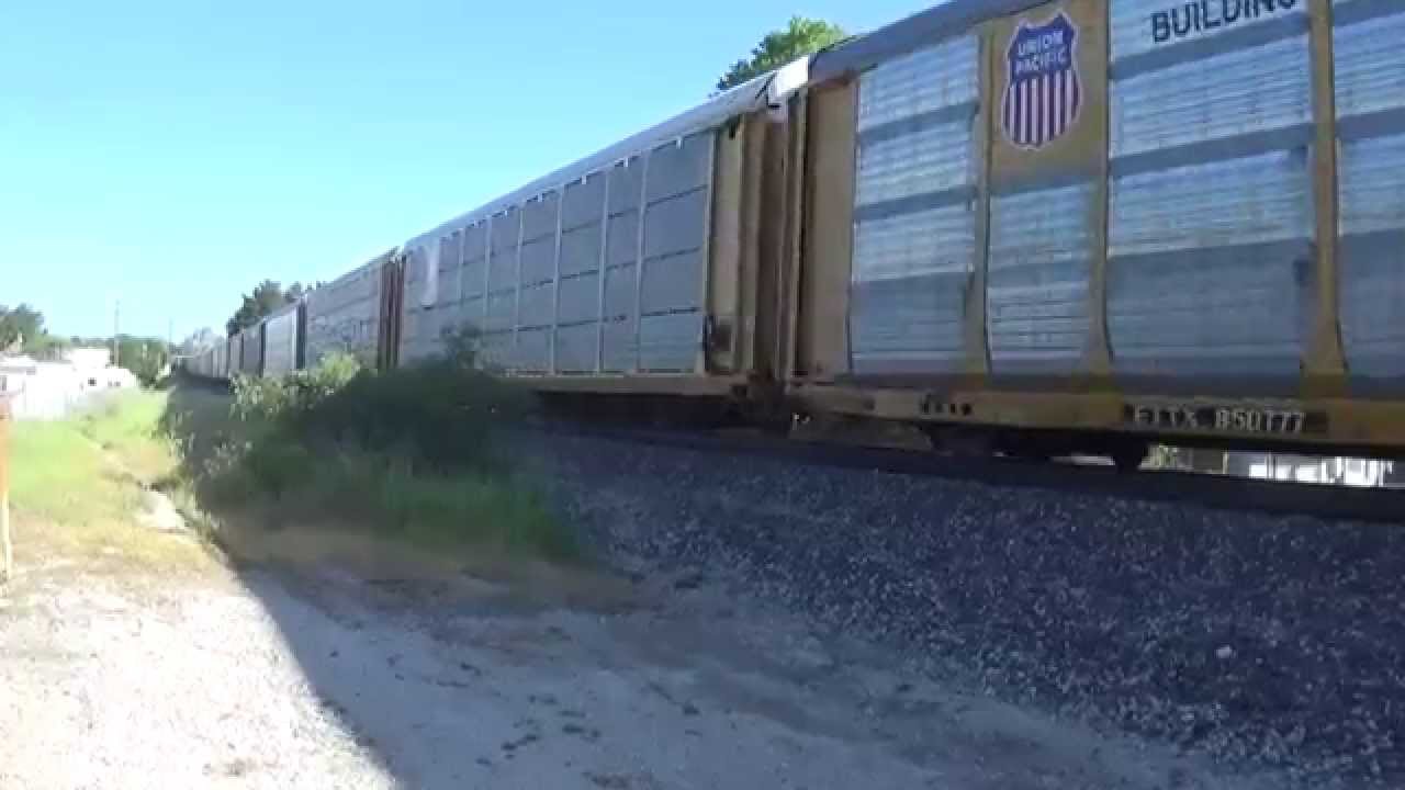 Up 3784 Empty Autoracks South Hd Youtube