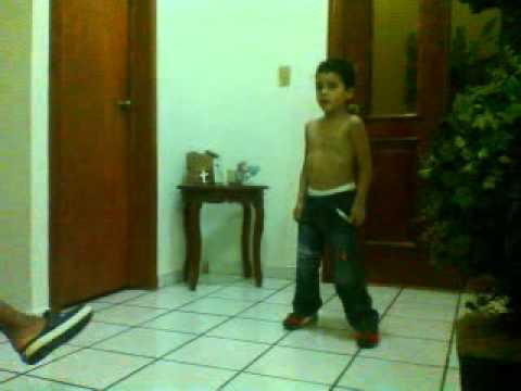 Niño Bailando Sexy And I Know It Youtube