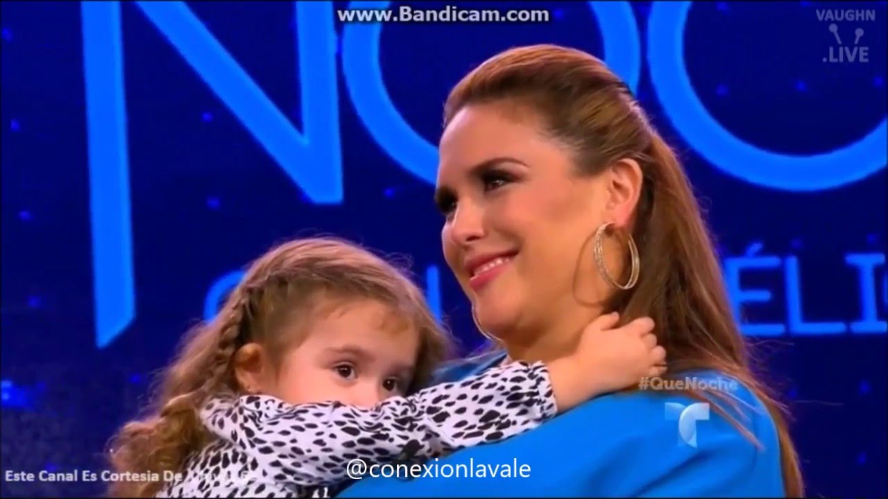 Sorpresa De Angelica Masiel A Angélica Vale Qué Noche Youtube