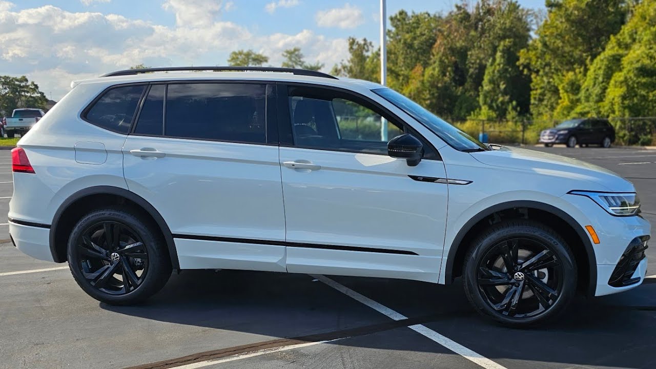 2024 Vw Tiguan 2 0t Se R Line Black Edition 4motion рџ ґрџ ґрџ ґрџ ґ Youtube
