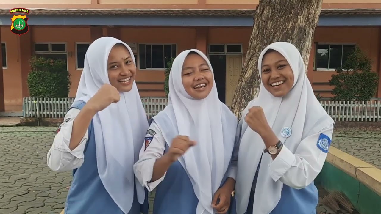 Police Goes To School Youtube