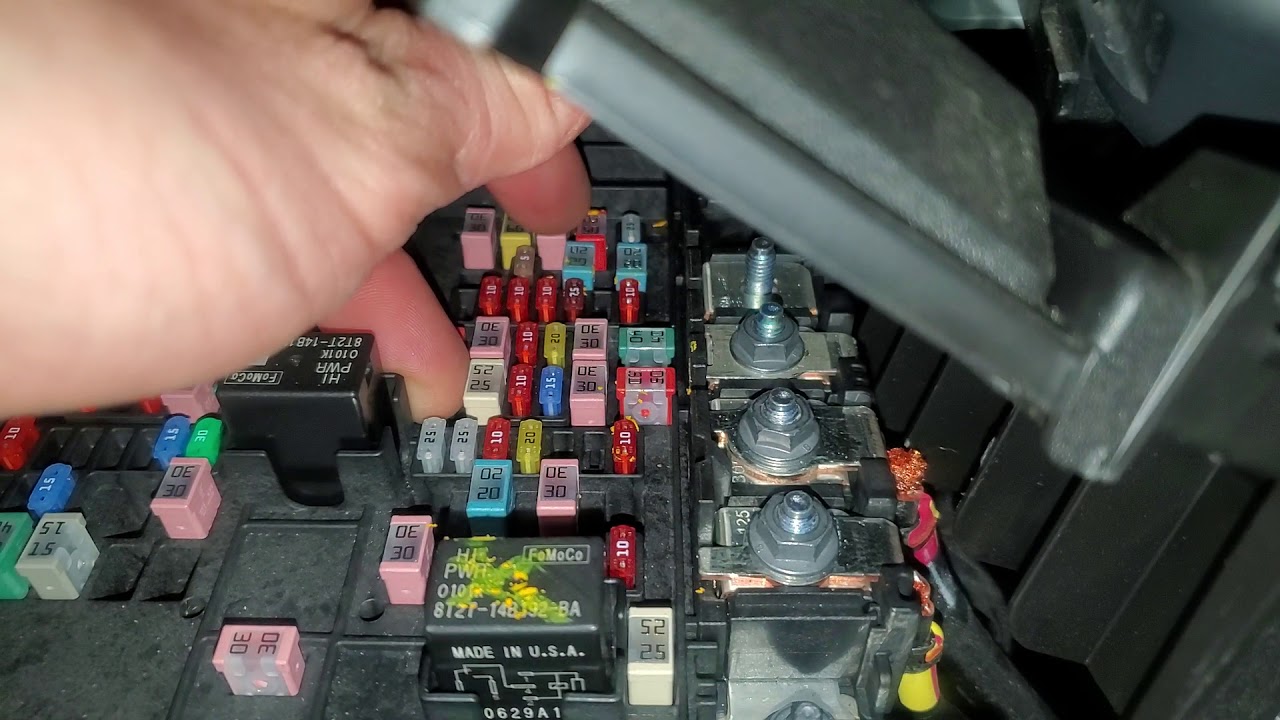 2019 F150 Ac Compressor Fuse Cooling Fan Fuse Relay Location Youtube