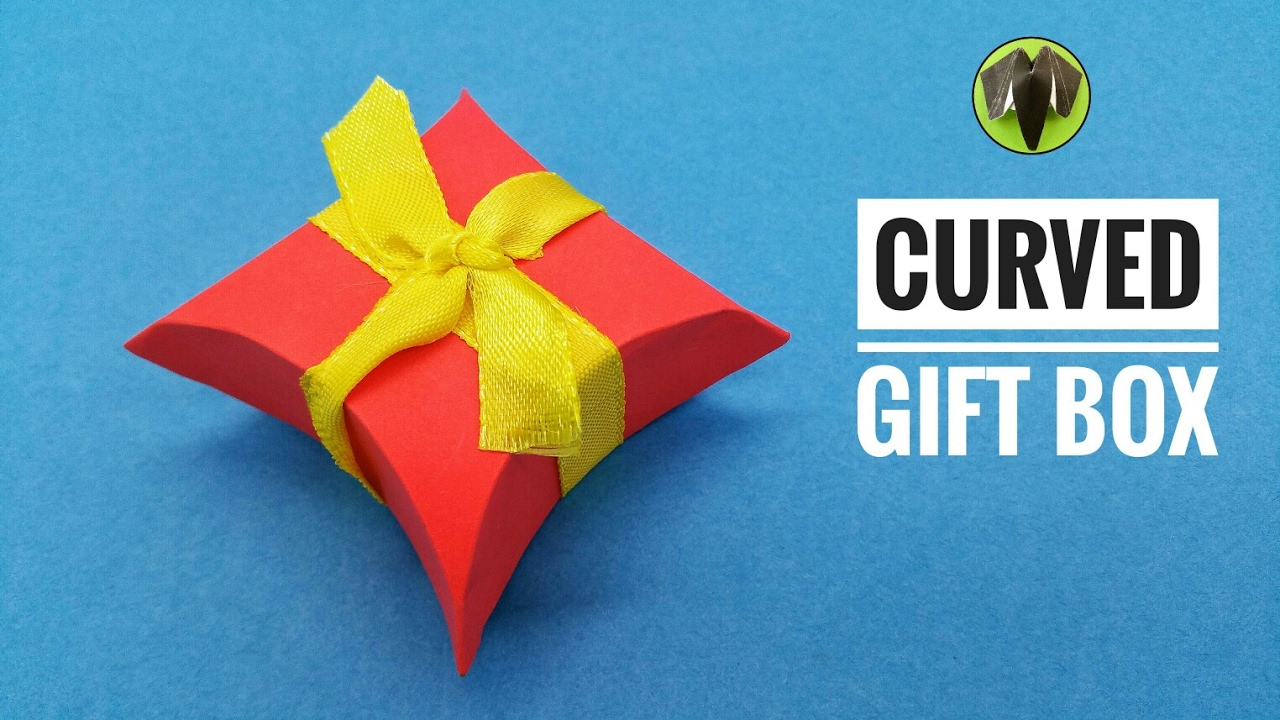 Curved Pillow Gift Box For Mother S Day Diy Tutorial By Paper Folds