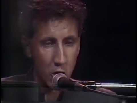 Pete Townshend Slit Skirts Great Sound Live 1982 Youtube