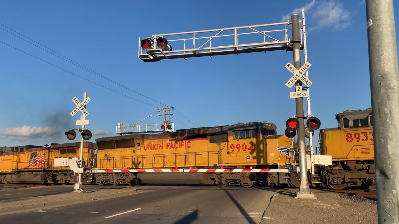 Up 7190 Manifest Freight Train With Sd59mx South E Alpine Avenue
