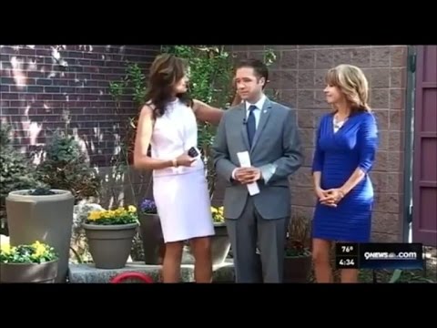 News Anchor And Weather Woman Have Awkward Fight On Live Tv Youtube