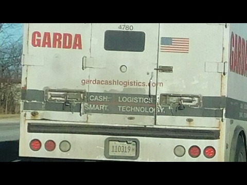 Garda Cash Logistics Truck Speeding On North Ave Lombard Youtube