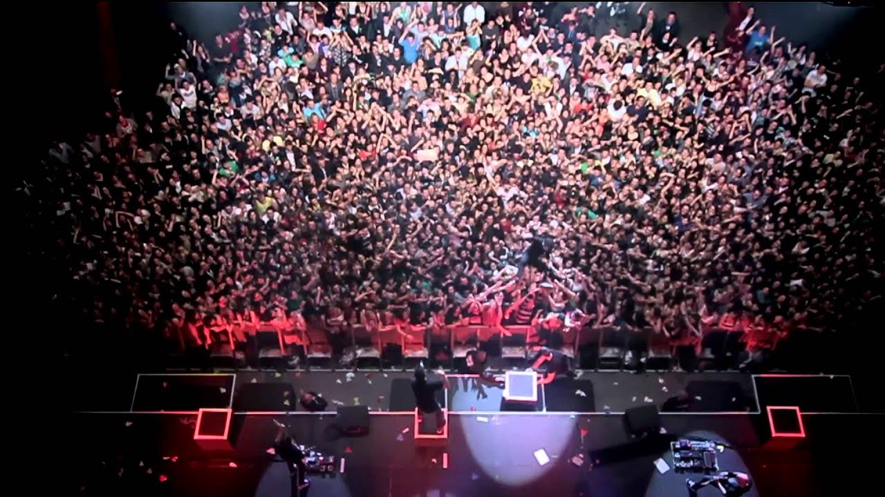 Simple Plan This Song Saved My Life Youtube Music
