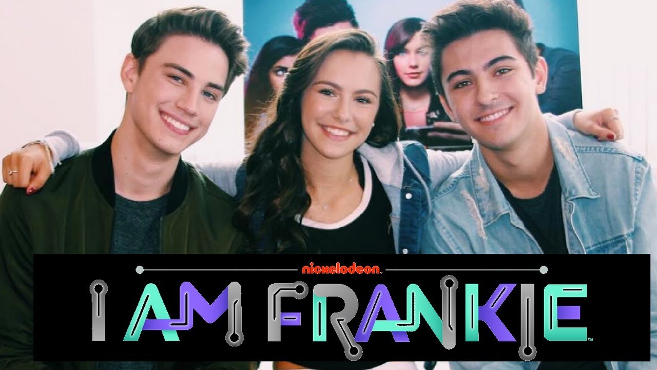 Alex Hook Carson Rowland Kyson Facer Dish On New Show I Am Frankie