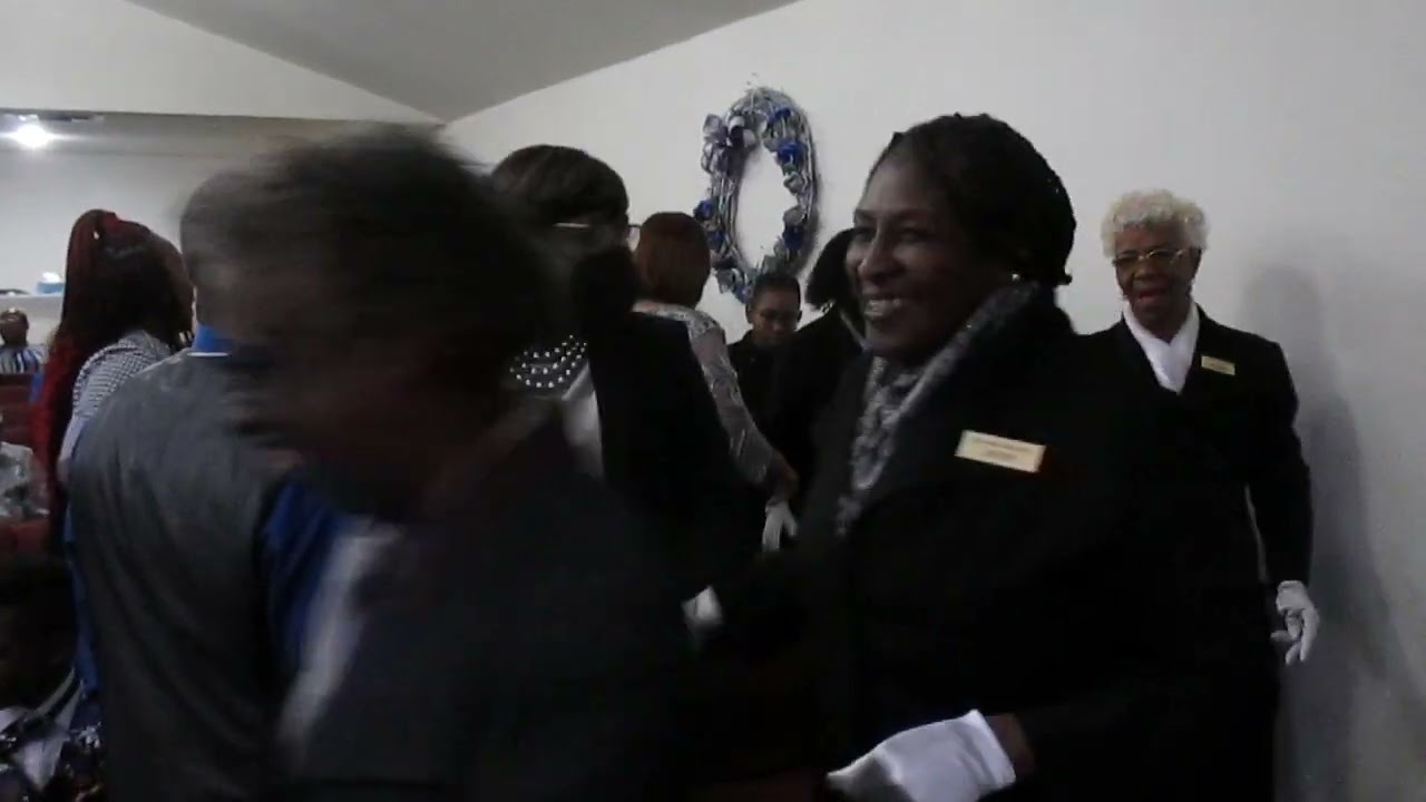 Usher S Grand March Youtube