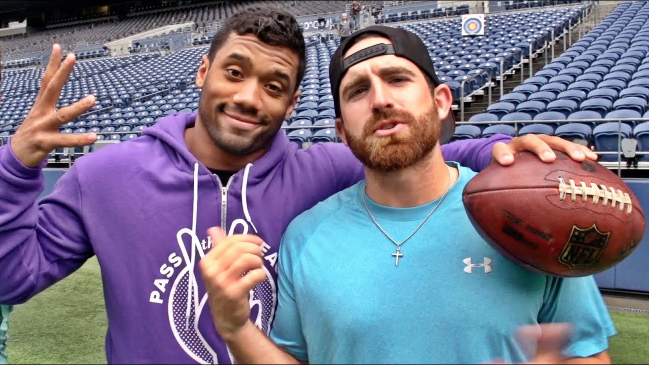 Russell Wilson Edition Dude Perfect Youtube