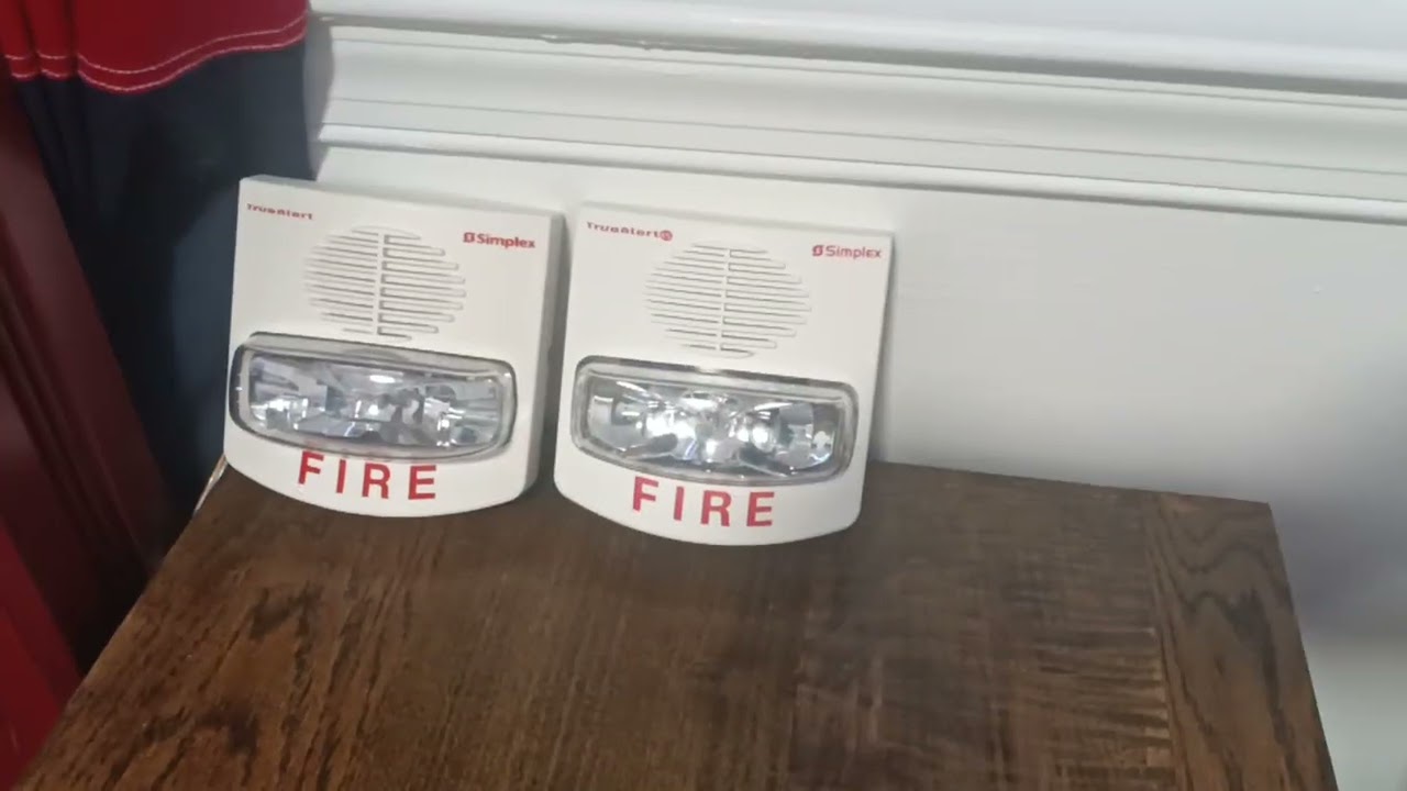 Simplex Truealert Vs Simplex Truealert Es Youtube