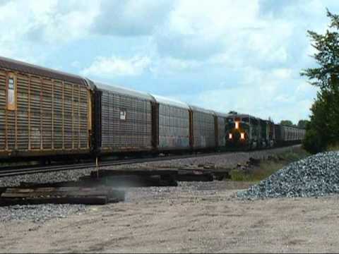 Bnsf 4336 Meets The Bnsf 8142 At Mp66 In Cable Mn On August 13 2011