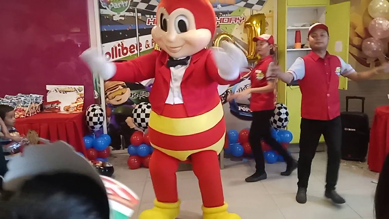 Jollibee Mascot Twerking Dancing Jollibee Dance Youtube