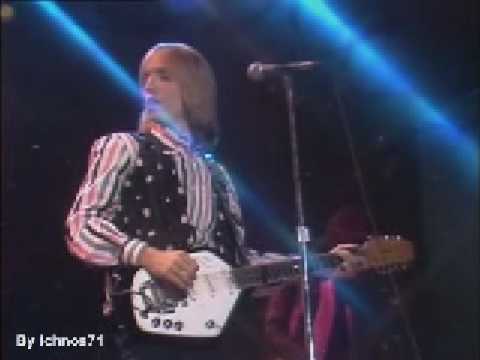 Taylor Swift Cover Of Tom Petty And The Heartbreakers S American Girl