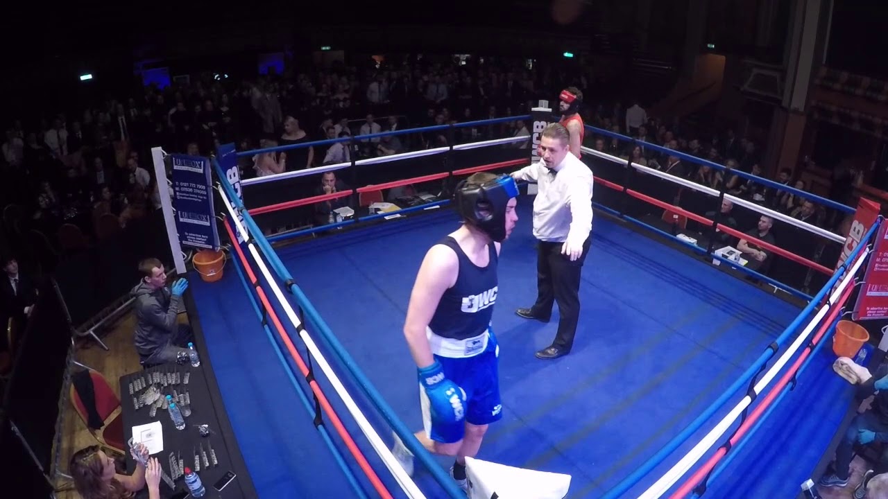 Ultra White Collar Boxing Liverpool The Wolf Vs Mick Dunn Youtube