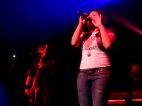 Melissa O Neil Kiss From A Rose Pt 2 Youtube