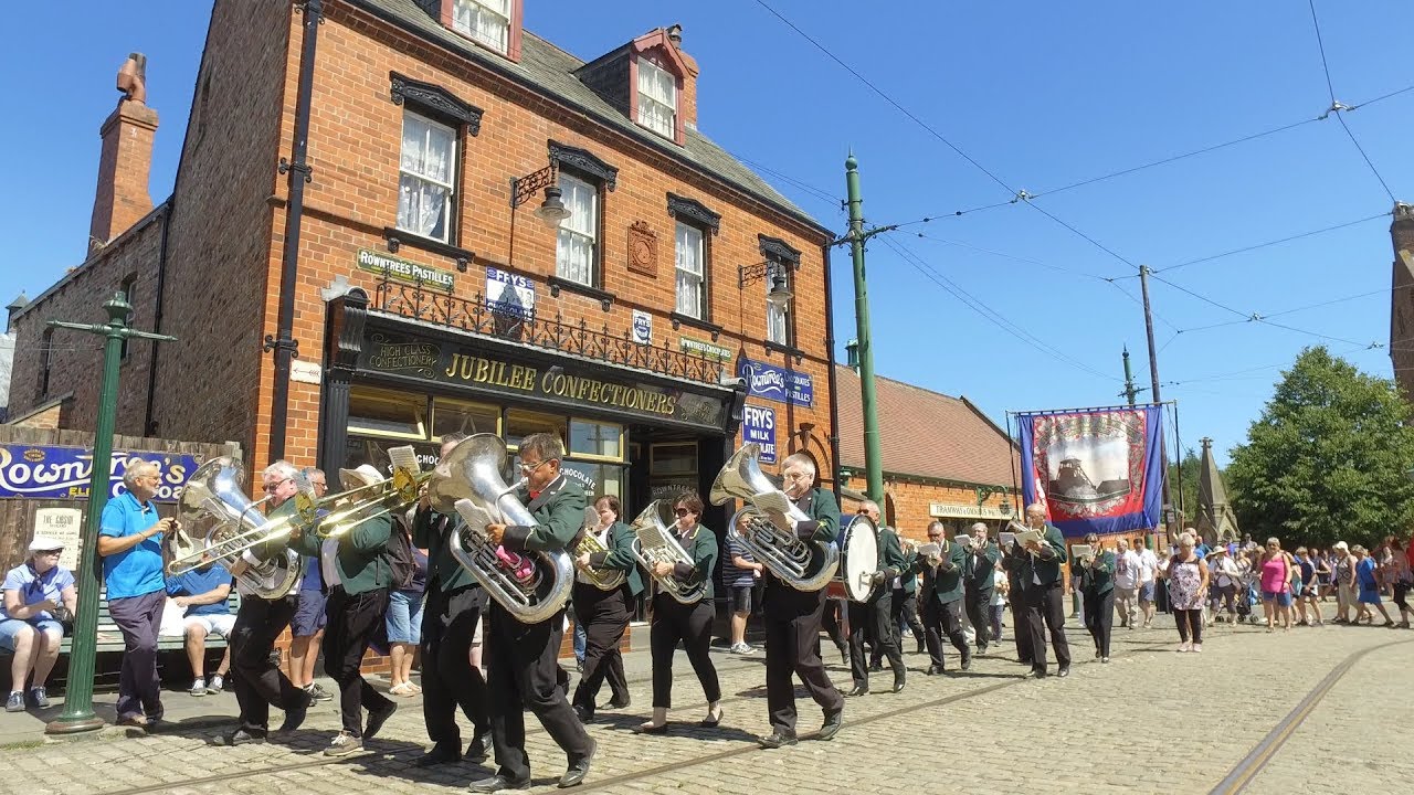 Old King Coal 2018 Miners Banner Parade Youtube
