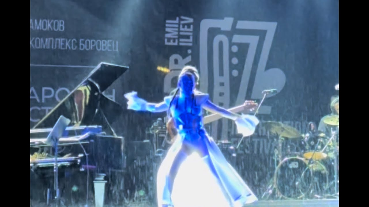 Ava1 Dance Performance Youtube