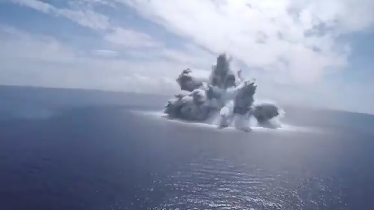 Incredible Ship Explosions Youtube