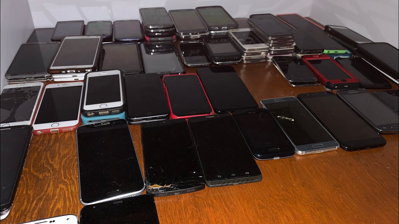 My Entire Cell Phone Collection As Of May 2020 Youtube