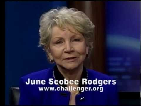 Dr June Scobee Rodgers Talking To Students On 25th Anniversary Of