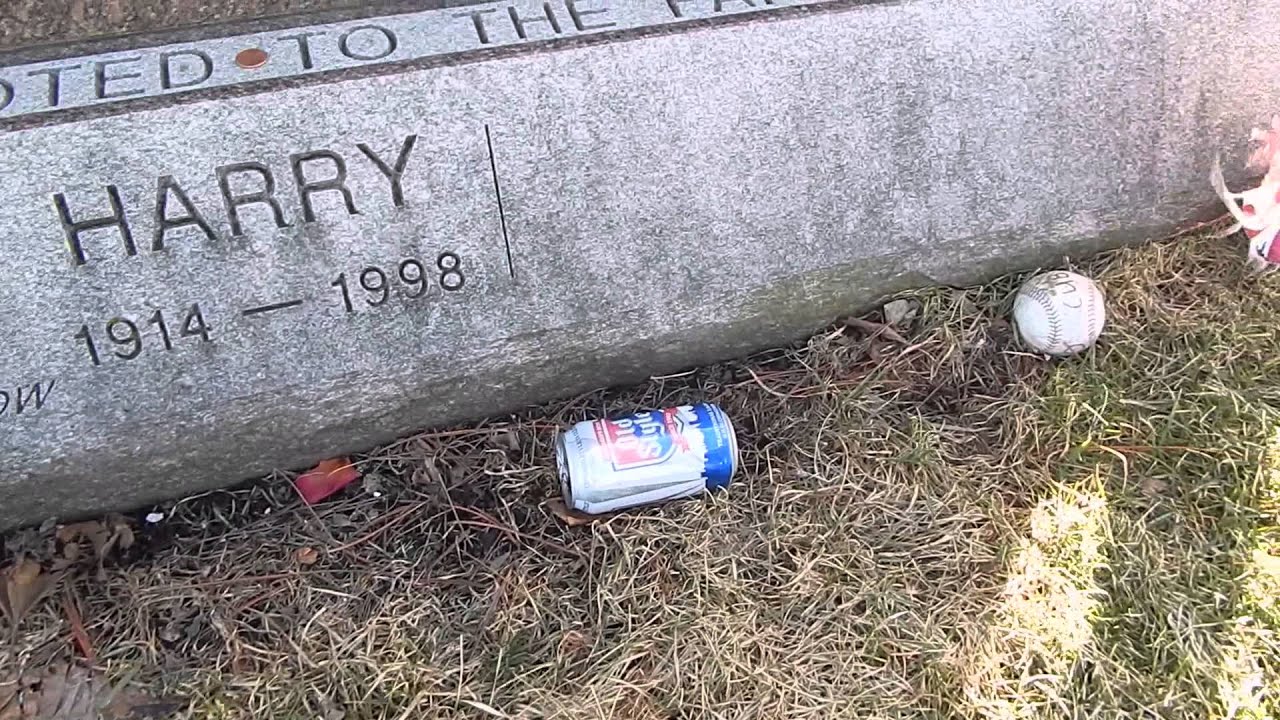 Harry Caray S Grave All Saints Cemetery Des Plaines Illinois Youtube