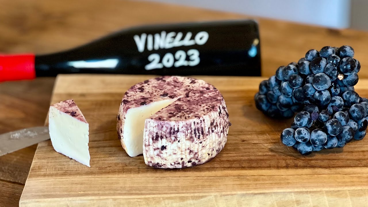 Formaggio Ubriaco Come Aromatizzare Il Formaggio Con Le Vinacce Youtube