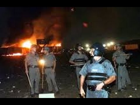Woodstock 99 Fire Burn Chaos After Woodstock 1999 Youtube