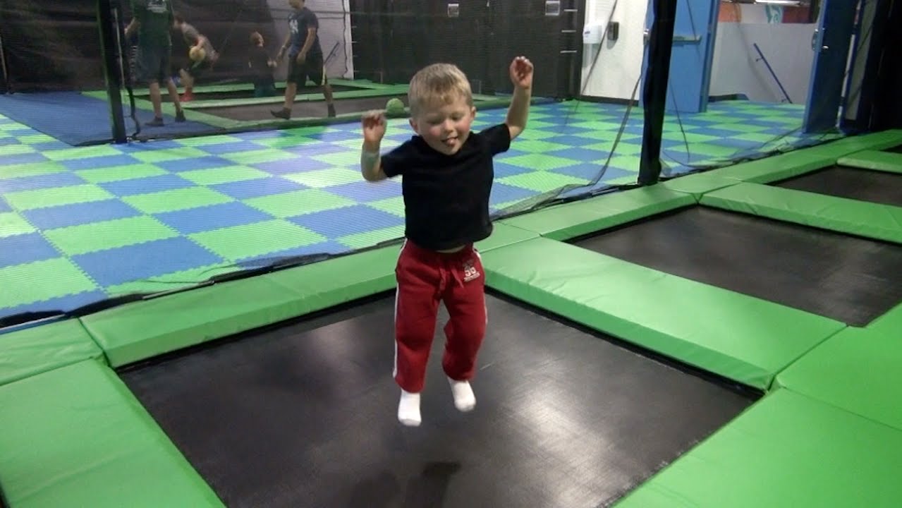 Toddler Loves Trampoline Park Youtube