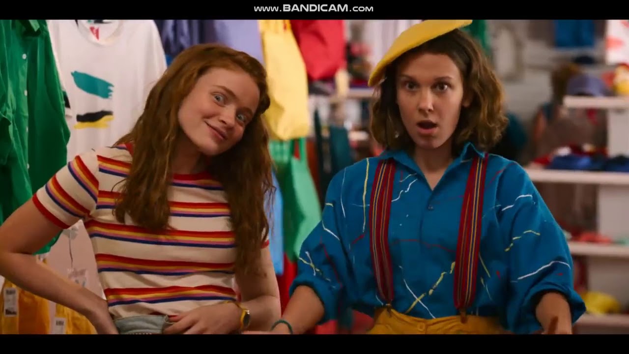 Stranger Things 3 El And Max Shopping Mall Scene Youtube