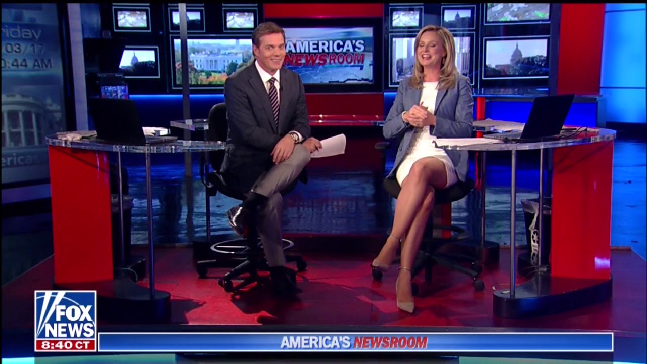 Sandra Smith Short Skirt Thick Legs 11 3 17 Youtube