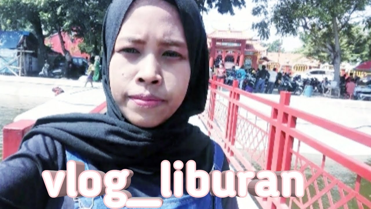 Vlog Liburan Youtube