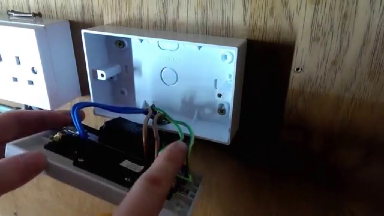 How To Change A Double Plug Wall Socket Youtube
