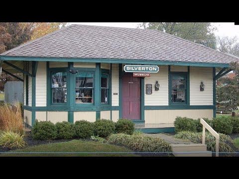 Train Station Silverton Cincinnati Ohio Youtube