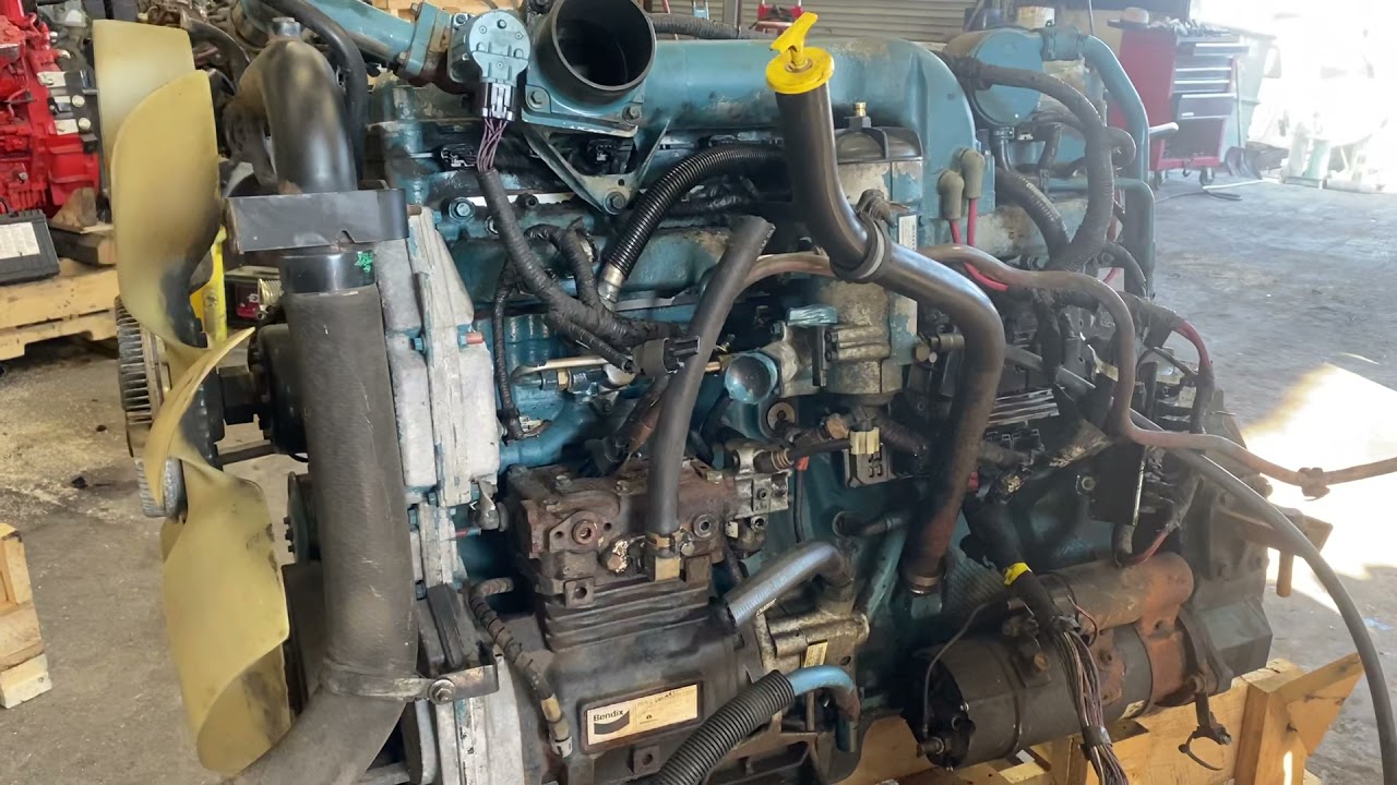 P 27191 2006 International Dt466 Engine Youtube