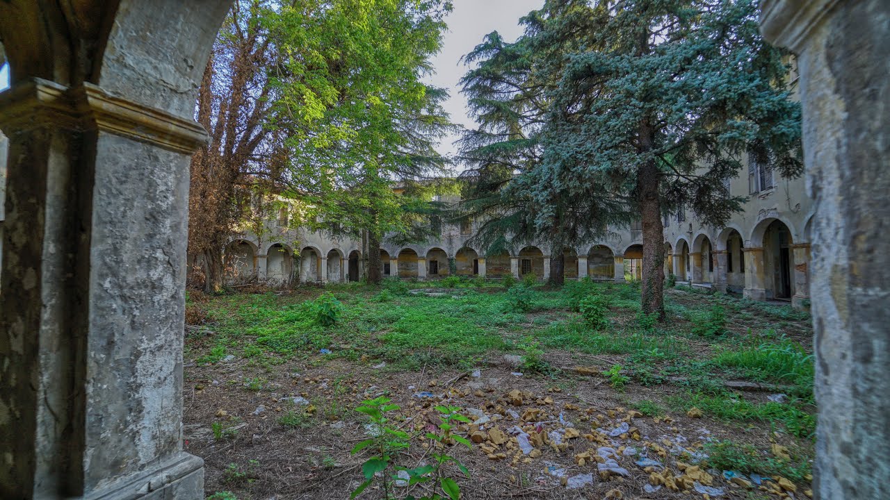 L Incredibile Convento Abbandonato Nascosto In Veneto Youtube