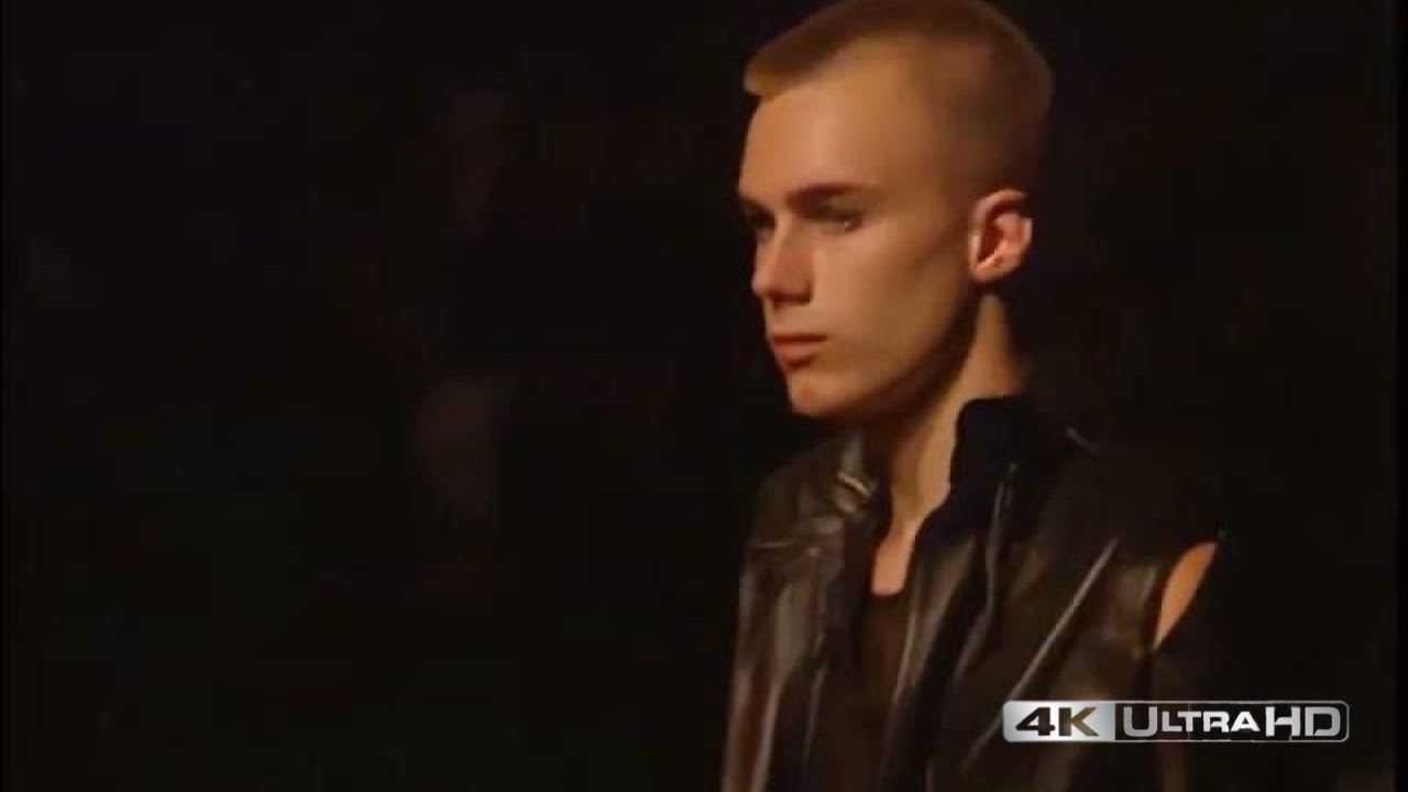 Dior Homme Ss04 Strip Runway Show 4k Ultra Hd Youtube
