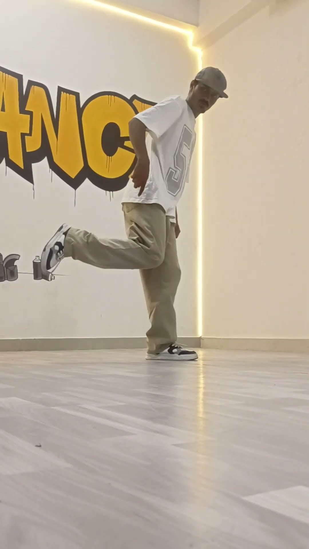 Footwork Tutorial C Walk Tutorial Snoop Dogg C Walk Krupt Cwalk