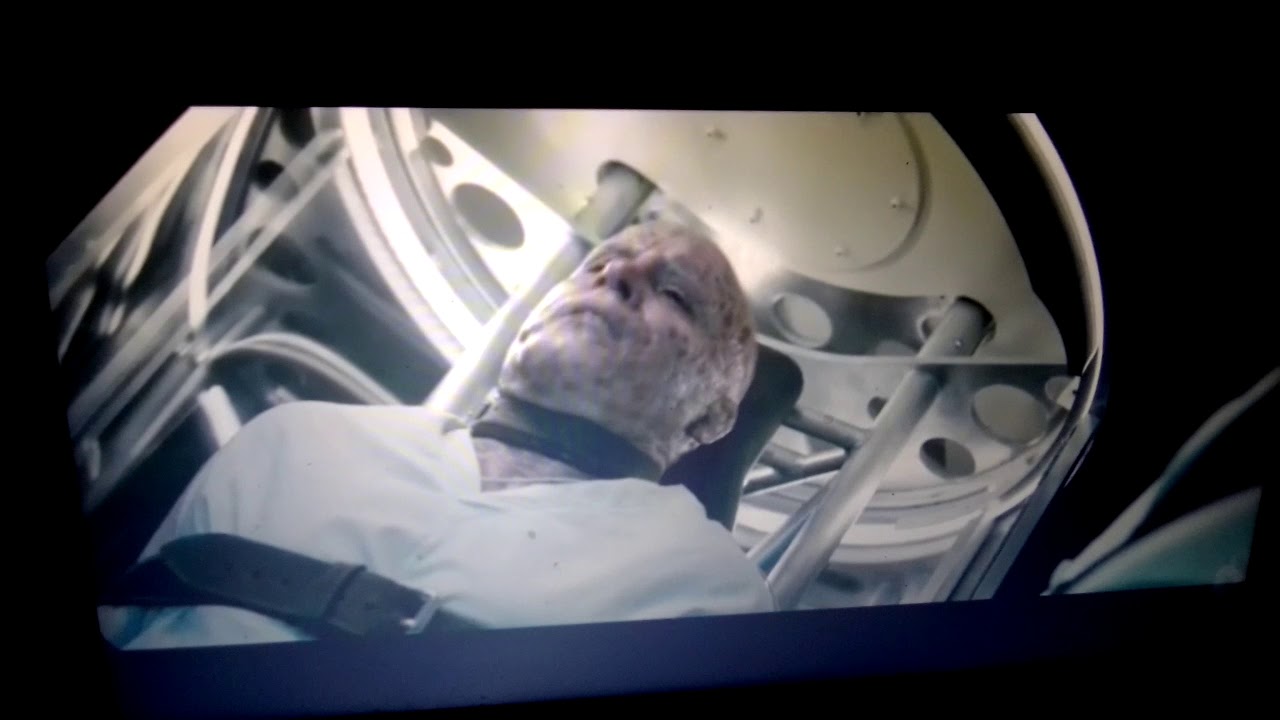 Deadpool 1 La Explosión Del Laboratorio Youtube