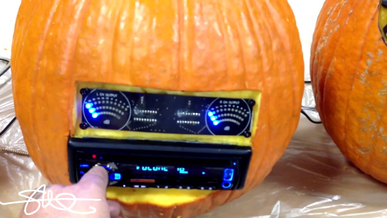 Bumpin 500 Watt 3 Pumpkin Sound System Happy Halloween Youtube