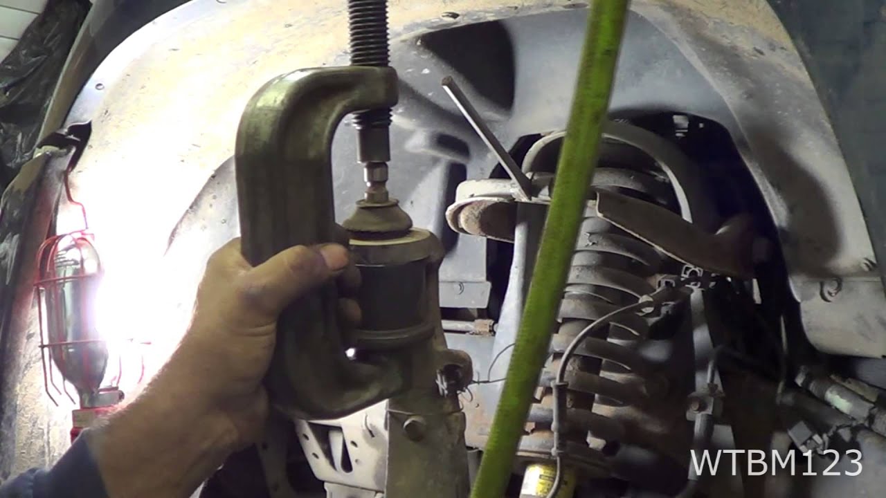 Upper Ball Joint Replace Gmc Envoy Trailblazer Youtube