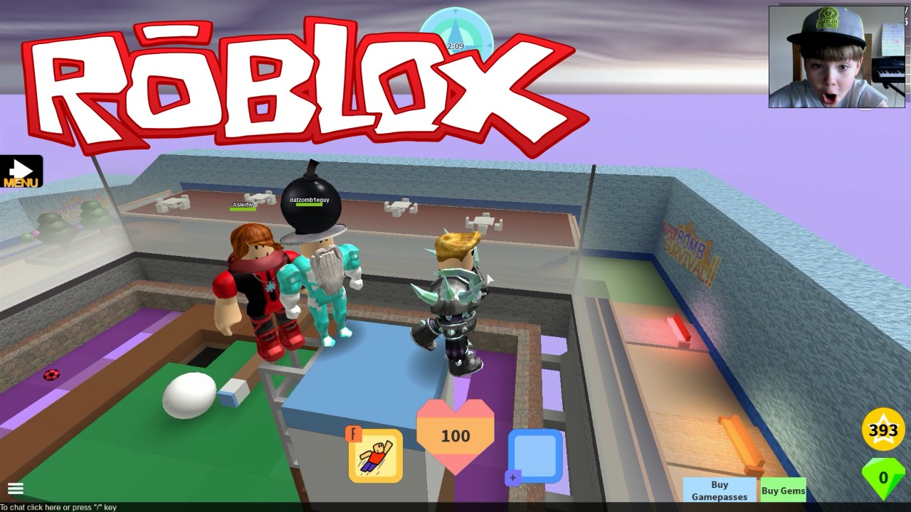 Surviving Bombs In Roblox Youtube